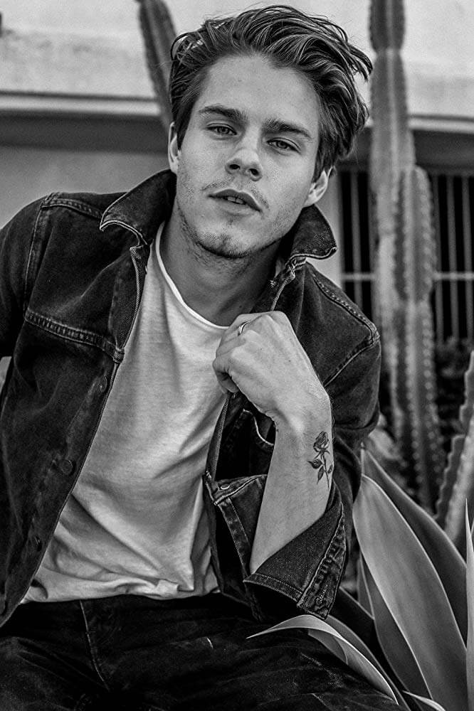 Jake Manley Biography: Age, Height, Parents, Movies, Net Worth ... Jake Manley Biography: Age, Height, Parents, Movies, Net Worth ...